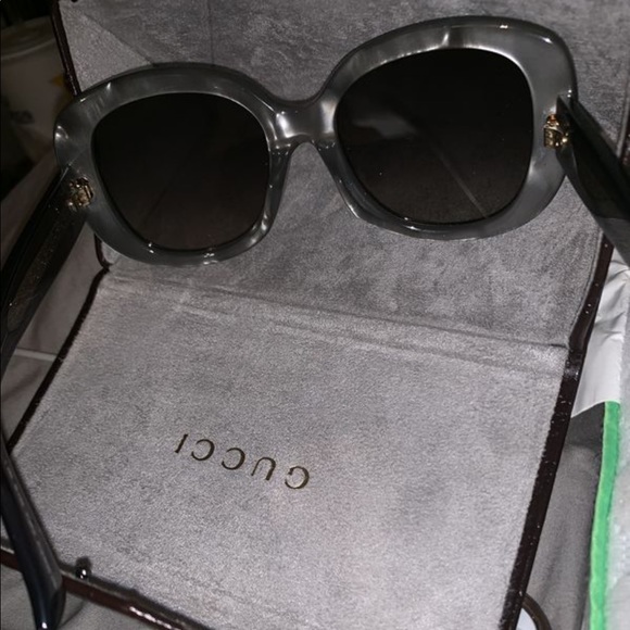 Gucci | Accessories | Gucci Gradient Oversize Sunglasses Wfoldable Case ...